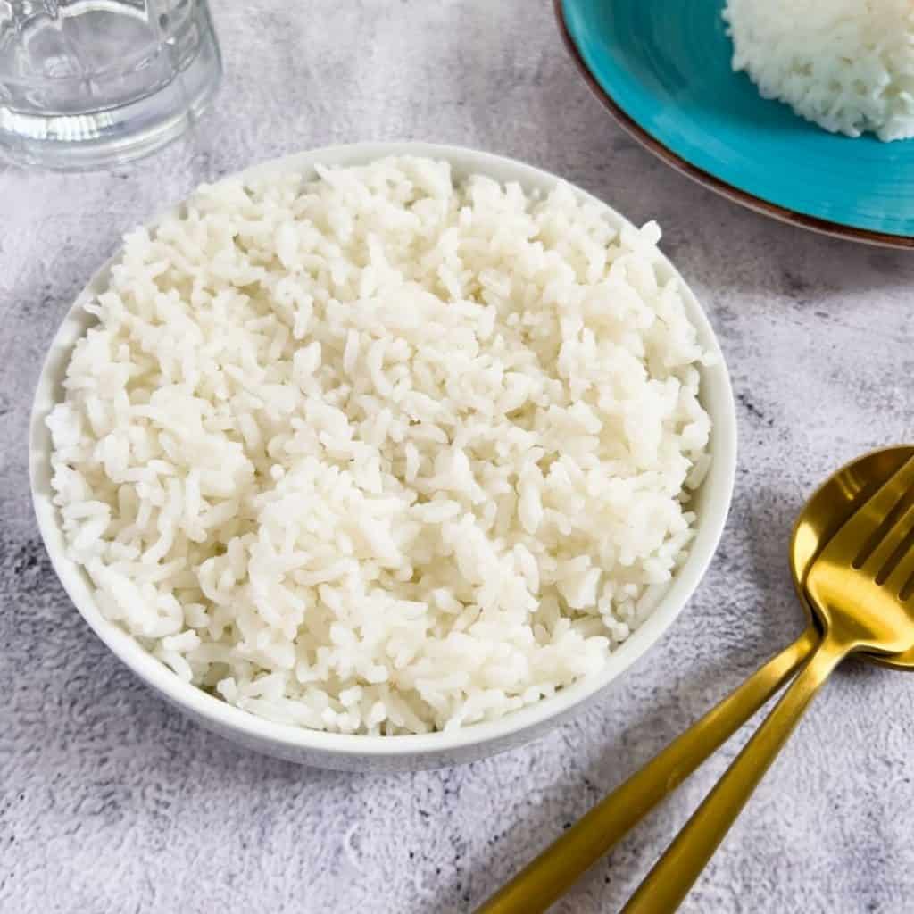How to cook white rice - Curious Flavors