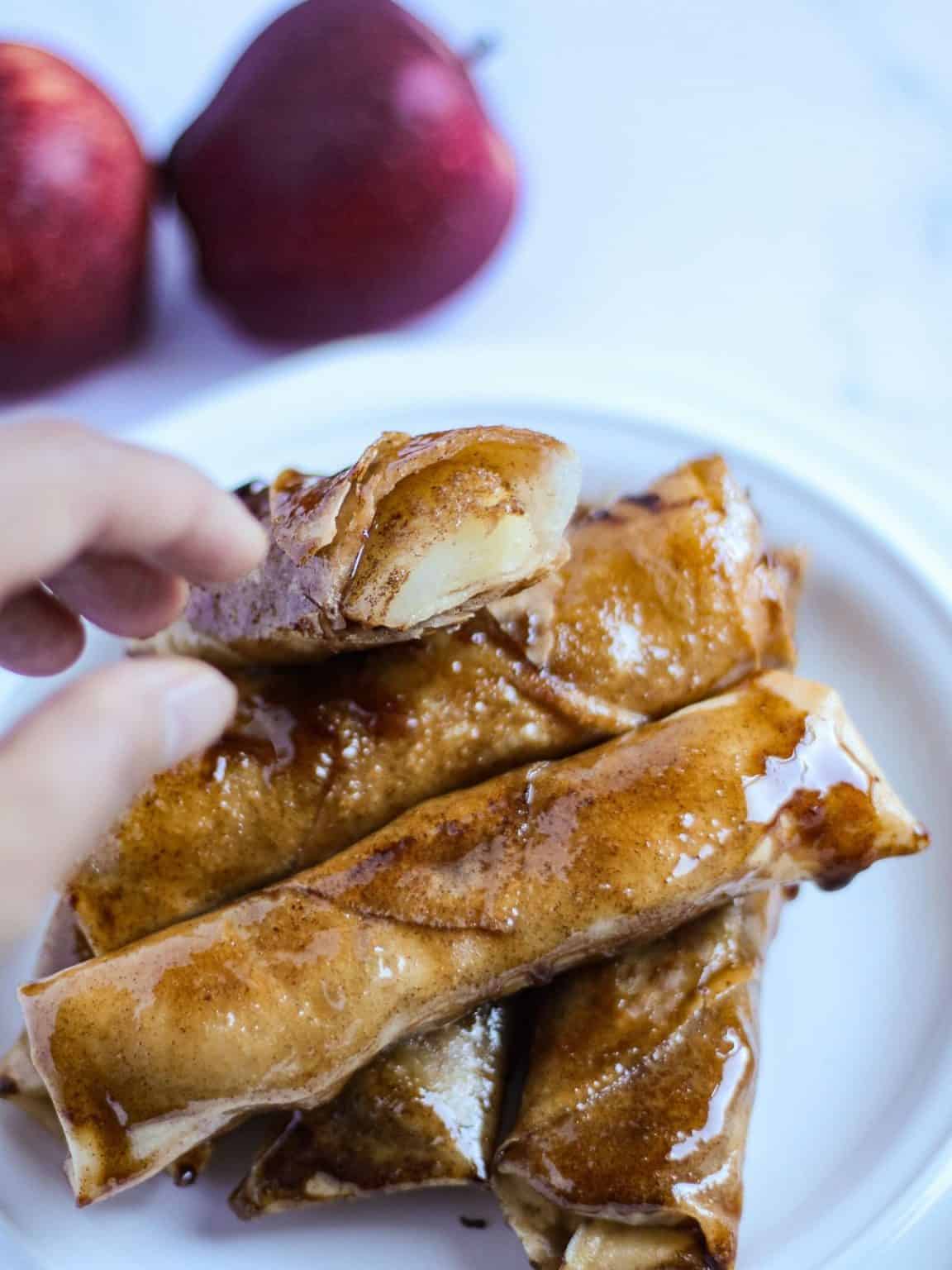 Apple Spring Roll (Apple Turon) - Curious Flavors