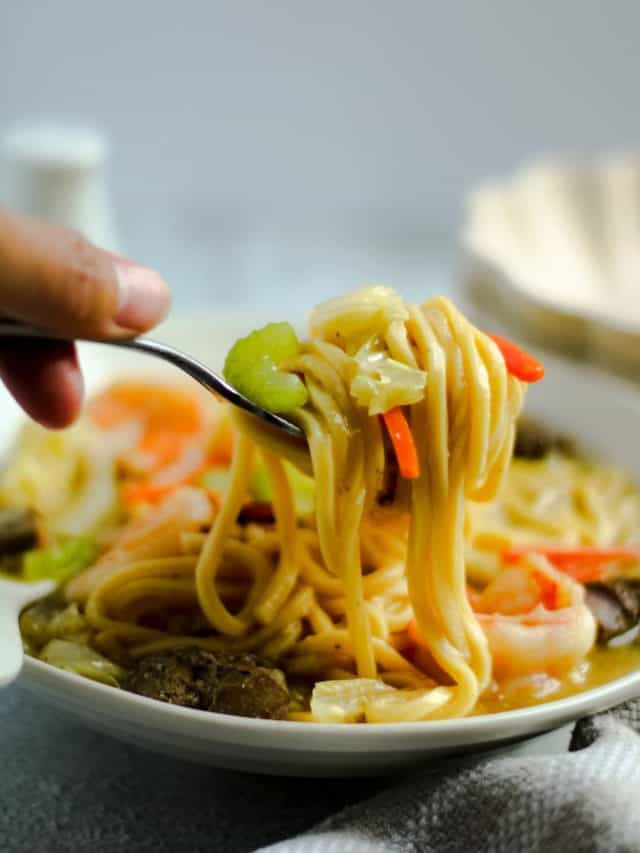 Pancit Lomi - Curious Flavors