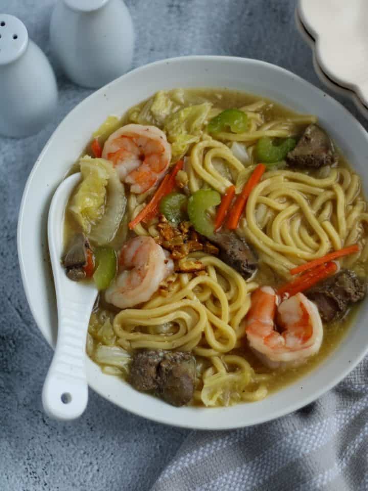 Pancit Lomi - Curious Flavors